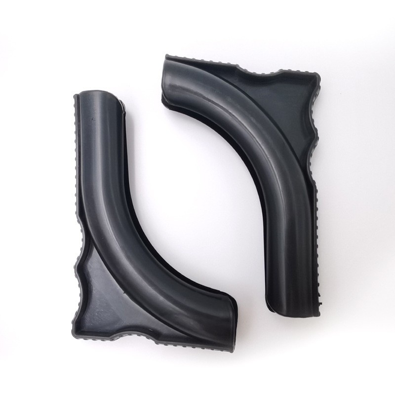 Triangular opening non-slip foot covers